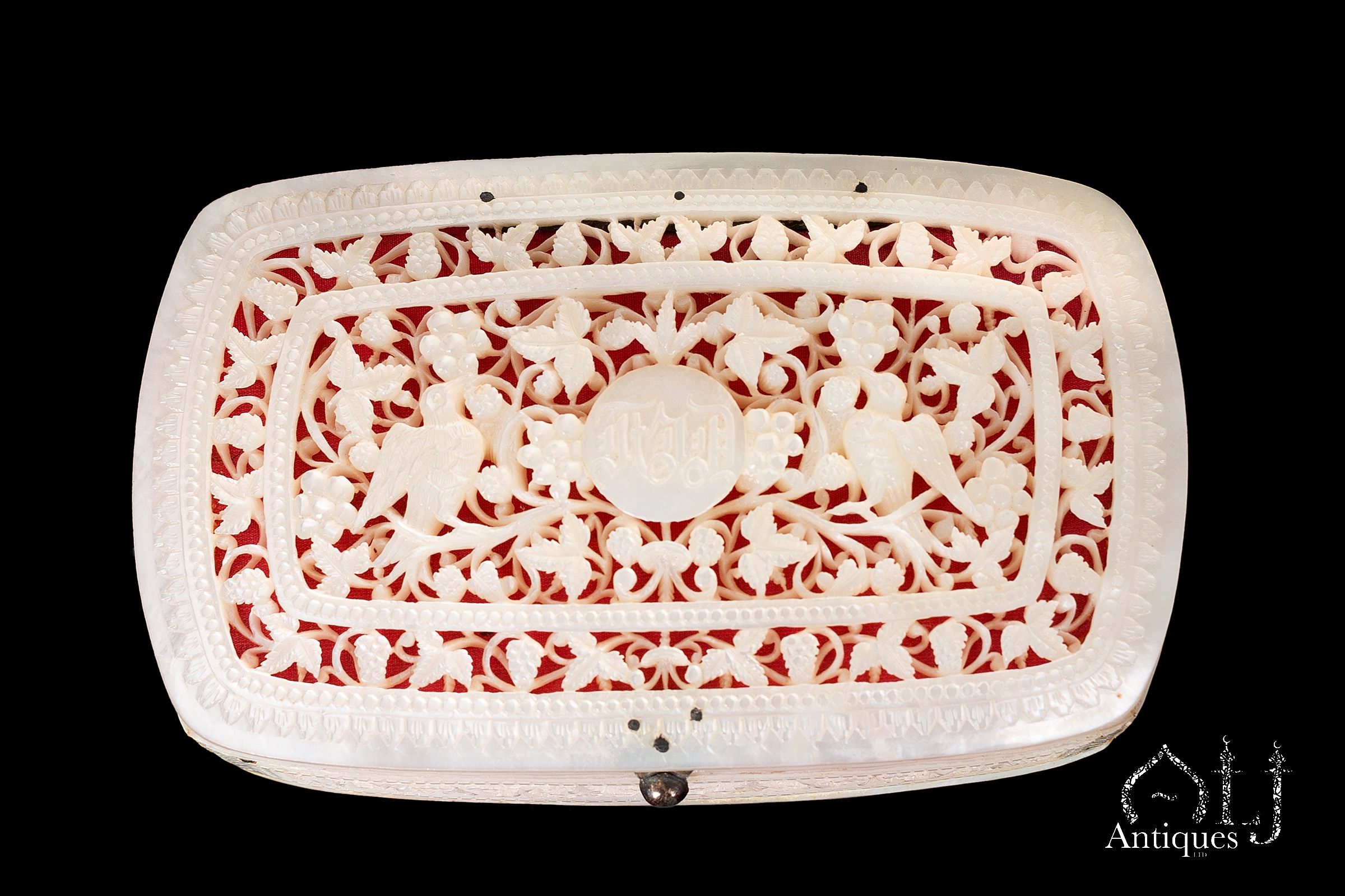 Jerusalem Snuff Box, A Fine Carved & Pierced Holy Land Mother-Of-Pearl ...