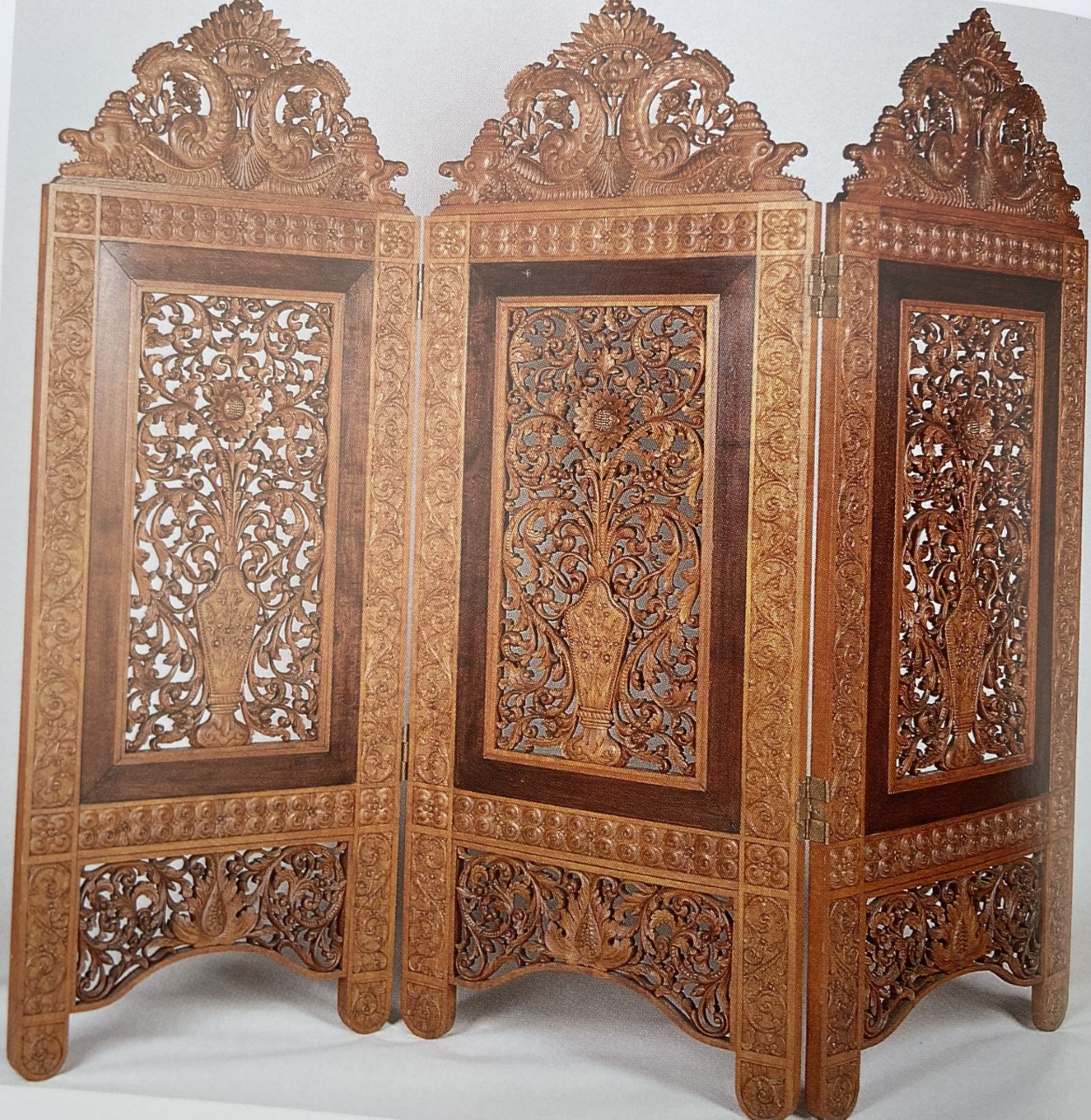 A Rare Traditional Muslim Women’s Prayer Space Wooden Partition Screen ...